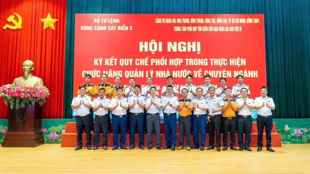 Regional Centre IV and Coast Guard Region 3 Command sign the ...